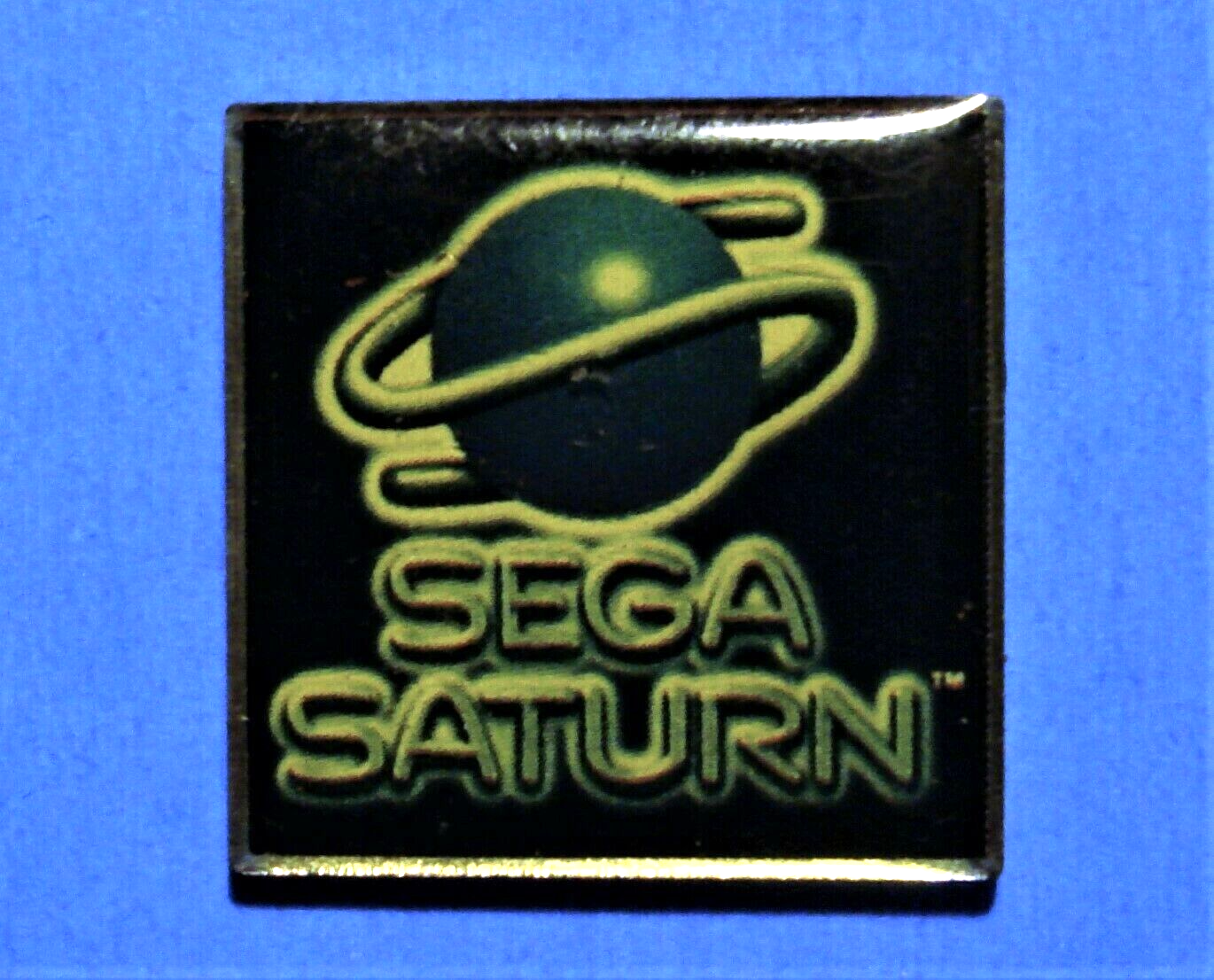 SEGA SATURN LOGO - VINTAGE SEGA CONSOLE VIDEO GAME LAPEL PIN - HAT PIN ...