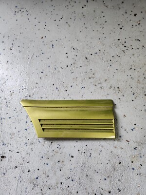 GENUINE VL FRONT LEFT HAND UPPER GUARD MOULD | eBay Australia