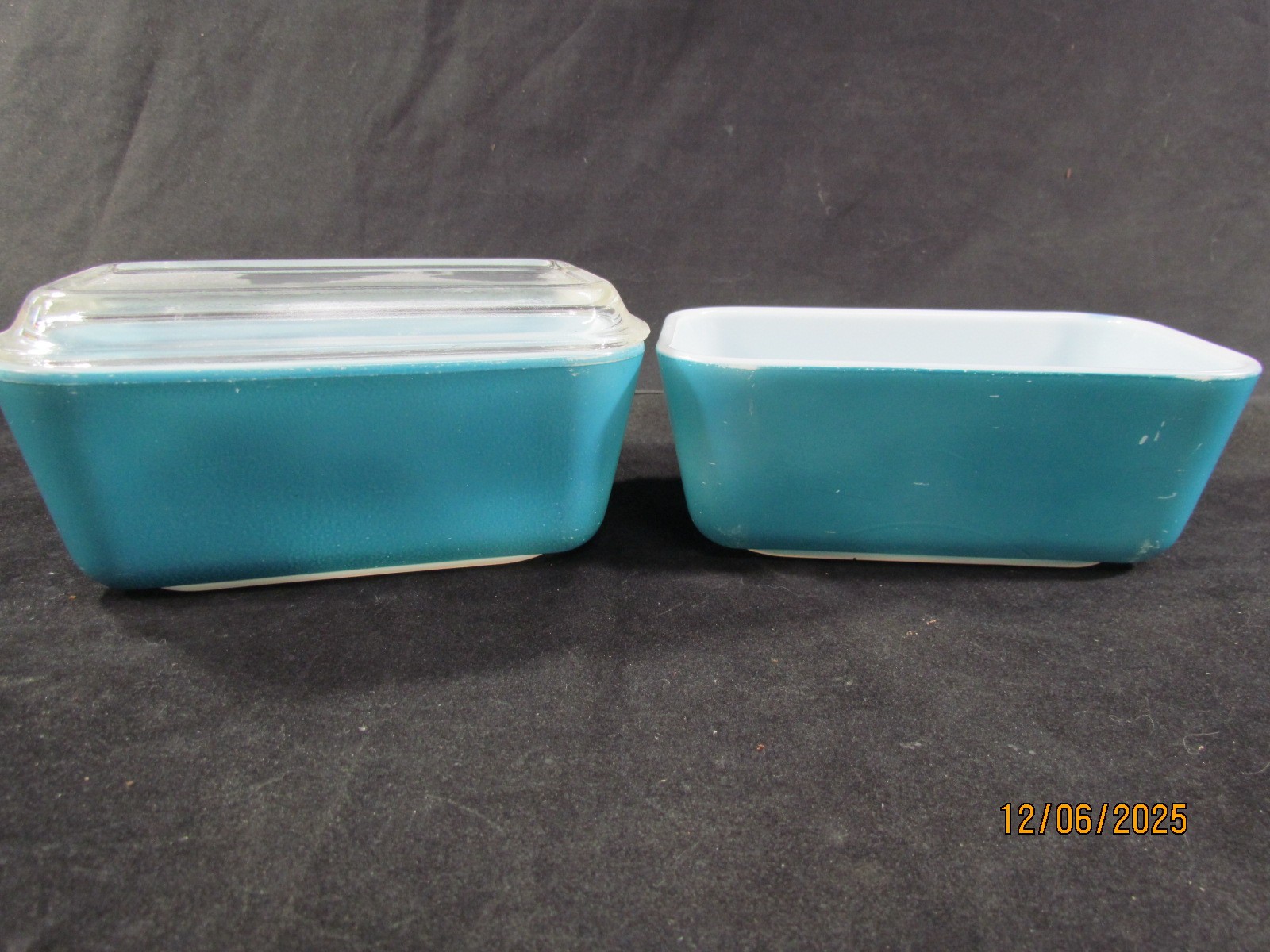 Lot of 2 Vintage Pyrex Blue Loaf Size Refrigerator Dishes w/1 Lid | eBay