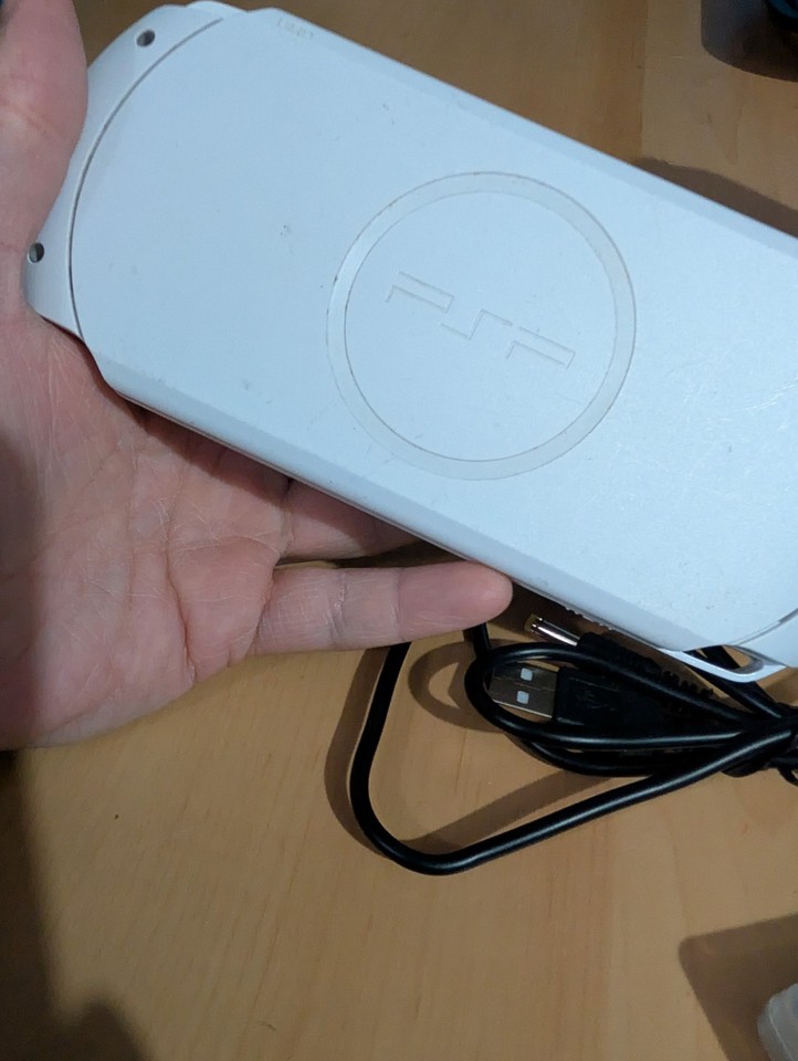 Sony PSP Street E1003 White Handheld Console Spares and Repair | eBay UK