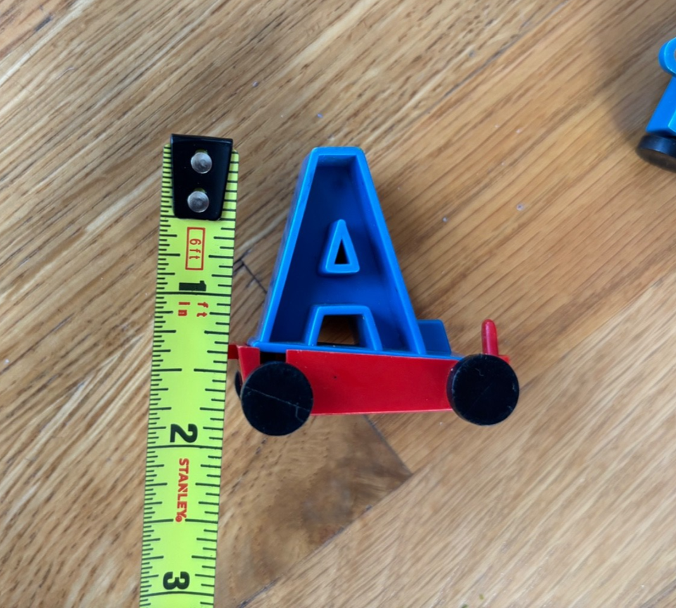 Alphabet Train A-Z Complete 26 Cars Link Yellow/Blue/Red Plastic ...