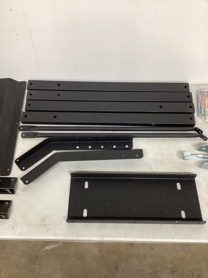Spalding Universal Elevator Mount for Spalding Basketball Hoops 316SP ...