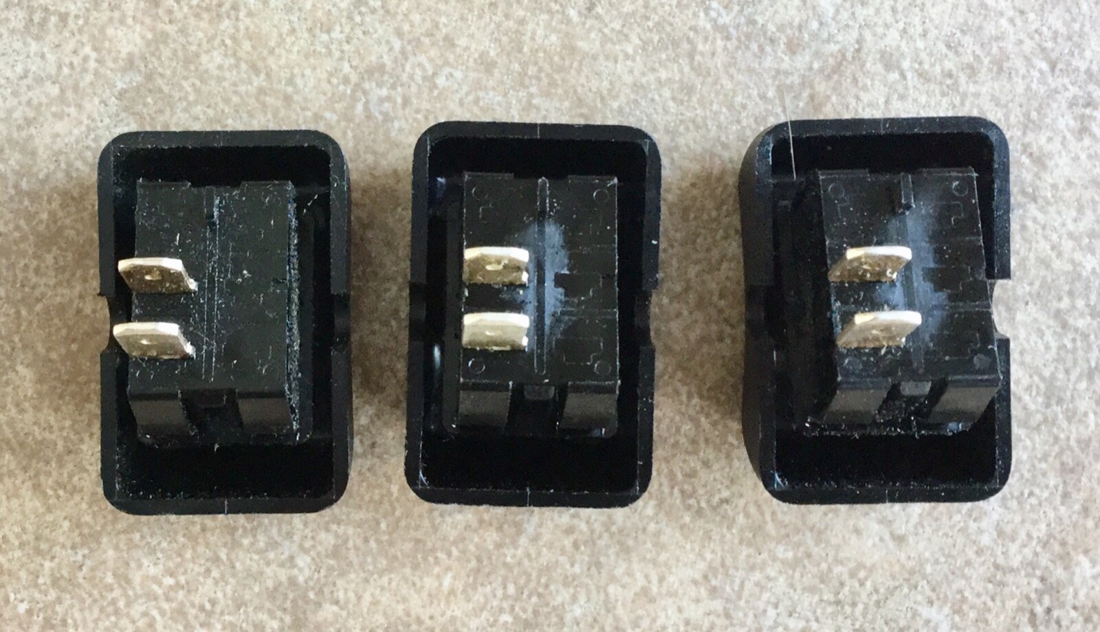 SET OF 3 REPLACEMENT 2-PRONGED ON/OFF ROCKER SWITCHES - BLACK (GRS-4011 ...