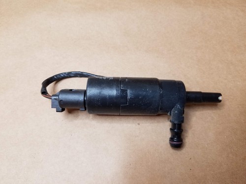 2010 BMW 328Xi E90 HEADLIGHT WASHER FLUID PUMP 8377430 OEM | eBay