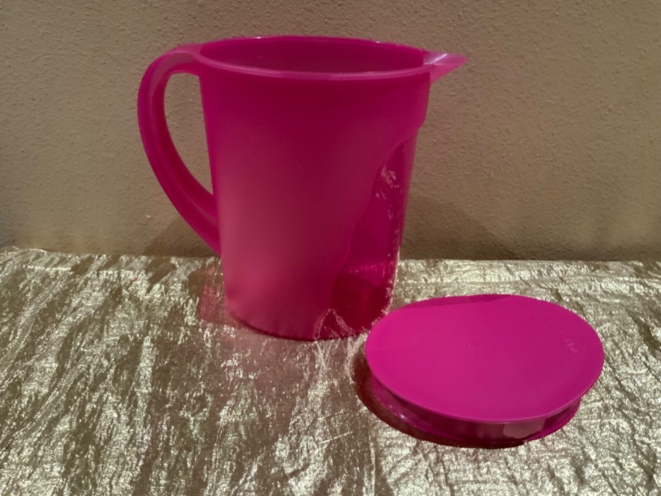 New Tupperware Beautiful Jumbo Expression Pitcher 1 Gallon 3.7L Fuchsia ...