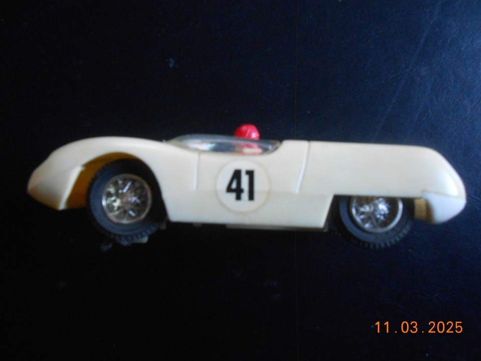 Vintage 1964 USA Eldon Lotus white slot car body & chassis complete 1/ ...