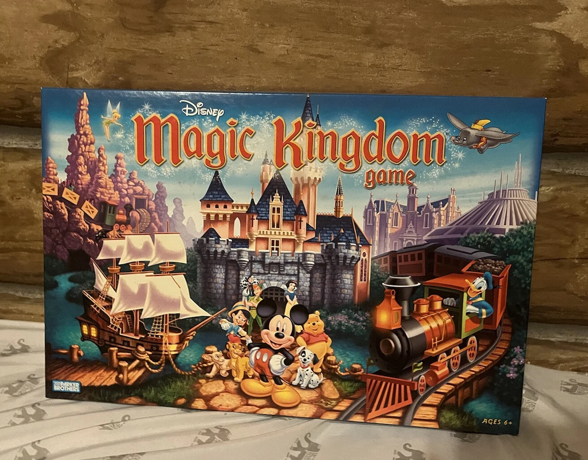 Disney Magic Kingdom Theme Park Board Game Parker Brothers 2004 ...