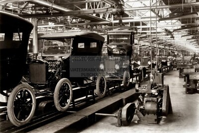 FORD MODEL T ASSEMBLY LINE CAR FACTORY 1920s 4X6 PHOTO | eBay
