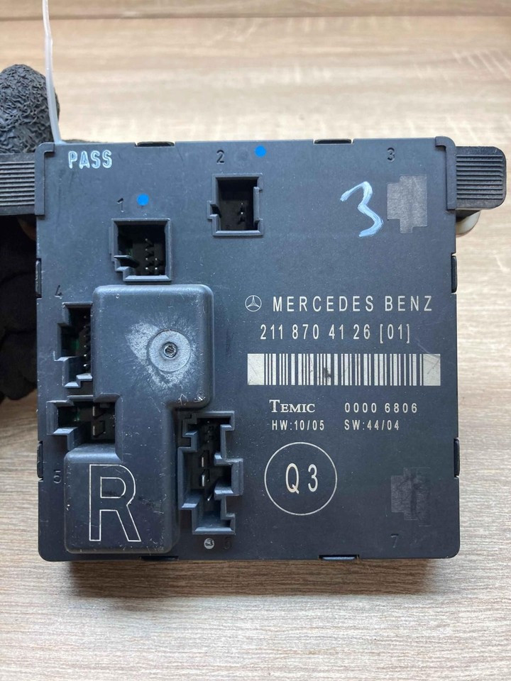 2118704126 00006806 USED RH Door control unit/module Fits for Mercedes ...
