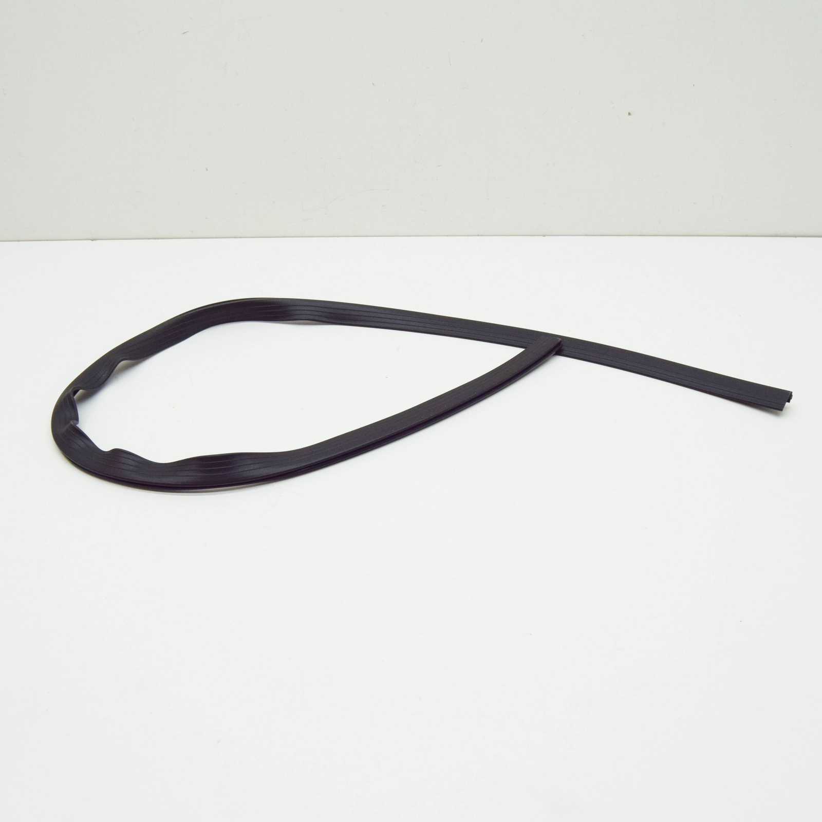 VW TOUAREG 7P Rear Sunroof Glass Seal 7P0877913 NEW | eBay