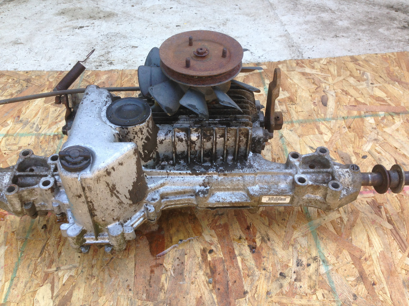 Simplicity Regent Transaxle Foot-Operated Hydrostatic Tuff Torq K56A ...