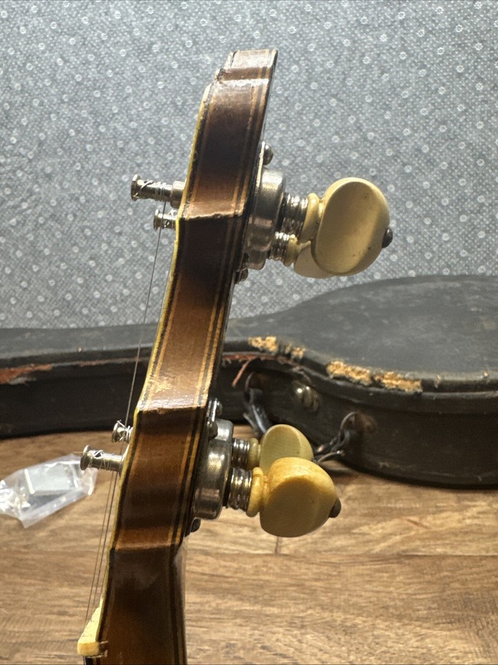 Vintage/Antique 1920s30s Melody King Ornate Hand Tooled Tenor Banjo W ...
