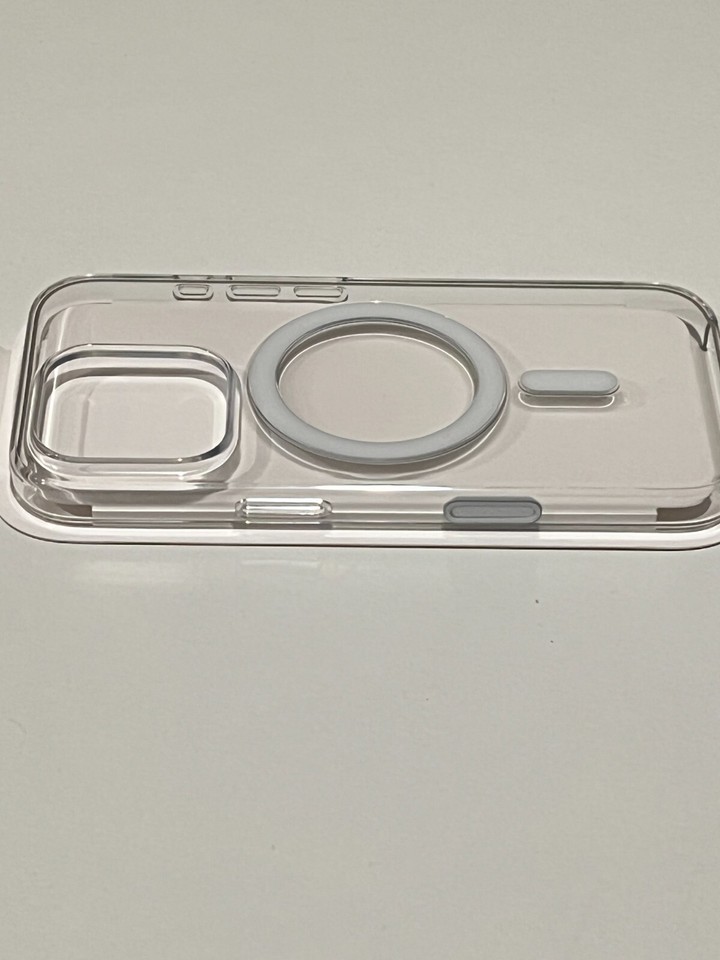 GENUINE Apple Clear Case w/ Magsafe iPhone 16 Pro 6.3" - Clear | eBay