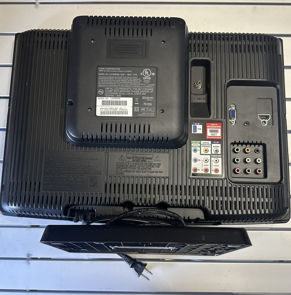 Emerson 19" HD 720P LCD TV LD190EM2 W/ DVD CD Player USB HDMI RGB ...