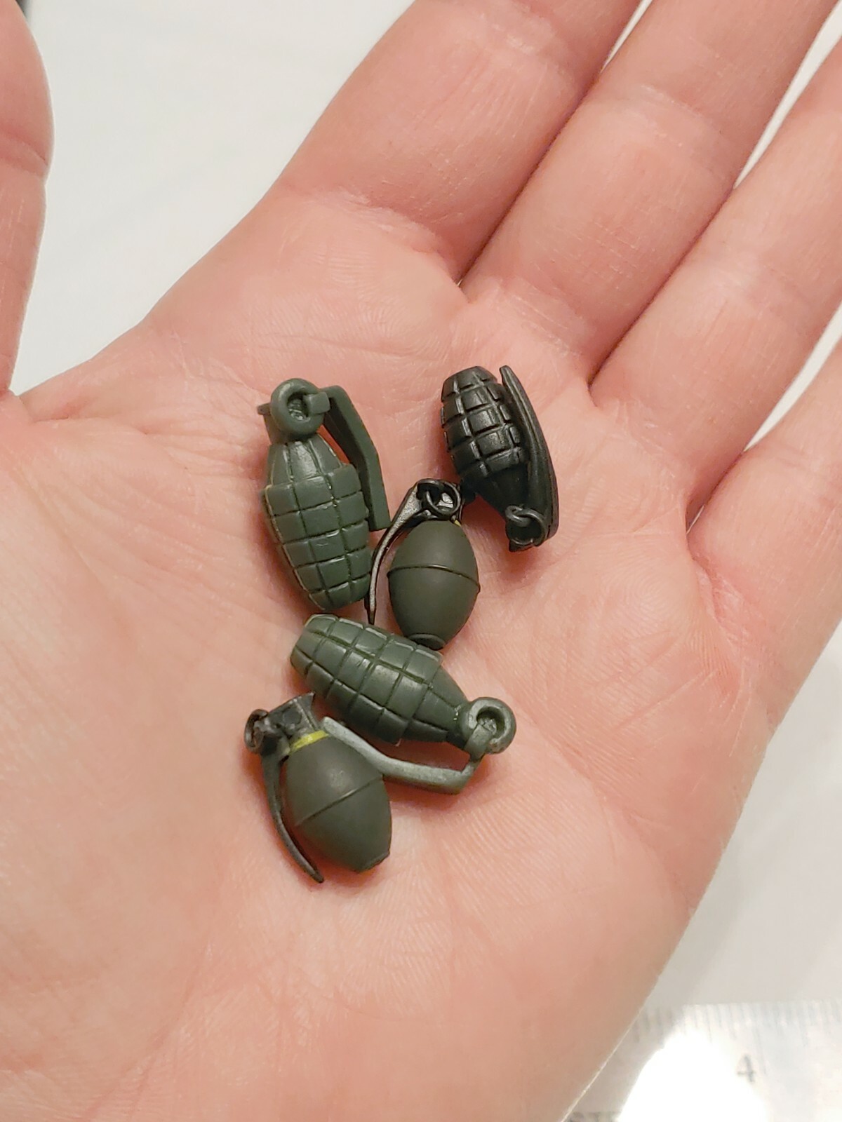 GI JOE GRENADE/CANISTER ACC LOT FOR 12" ACTION FIGURE 1/6 SCALE 1:6 ...