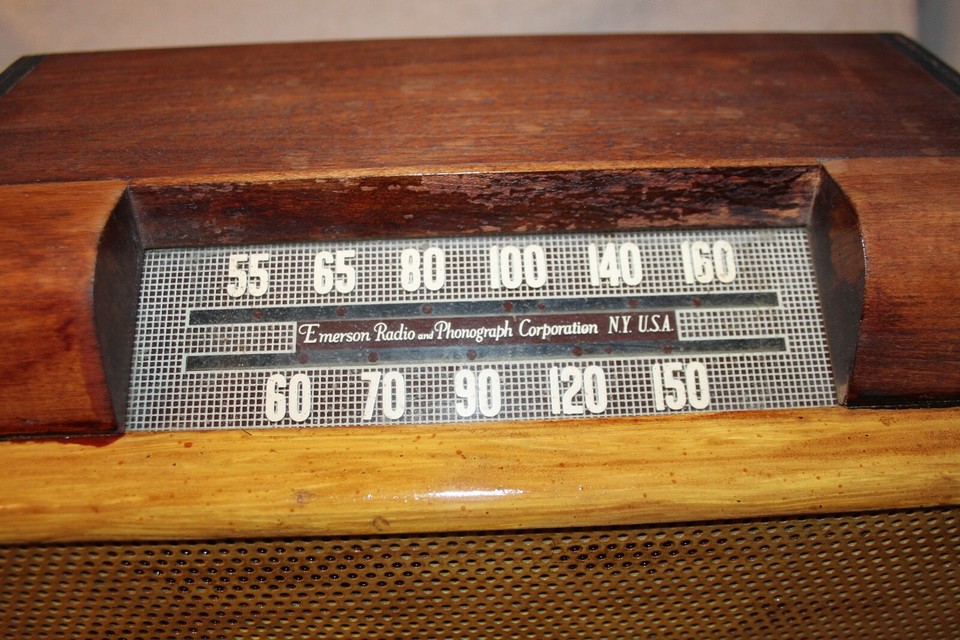 Antique Emerson Radio, Model 512, Works and Looks Great. Original. | eBay