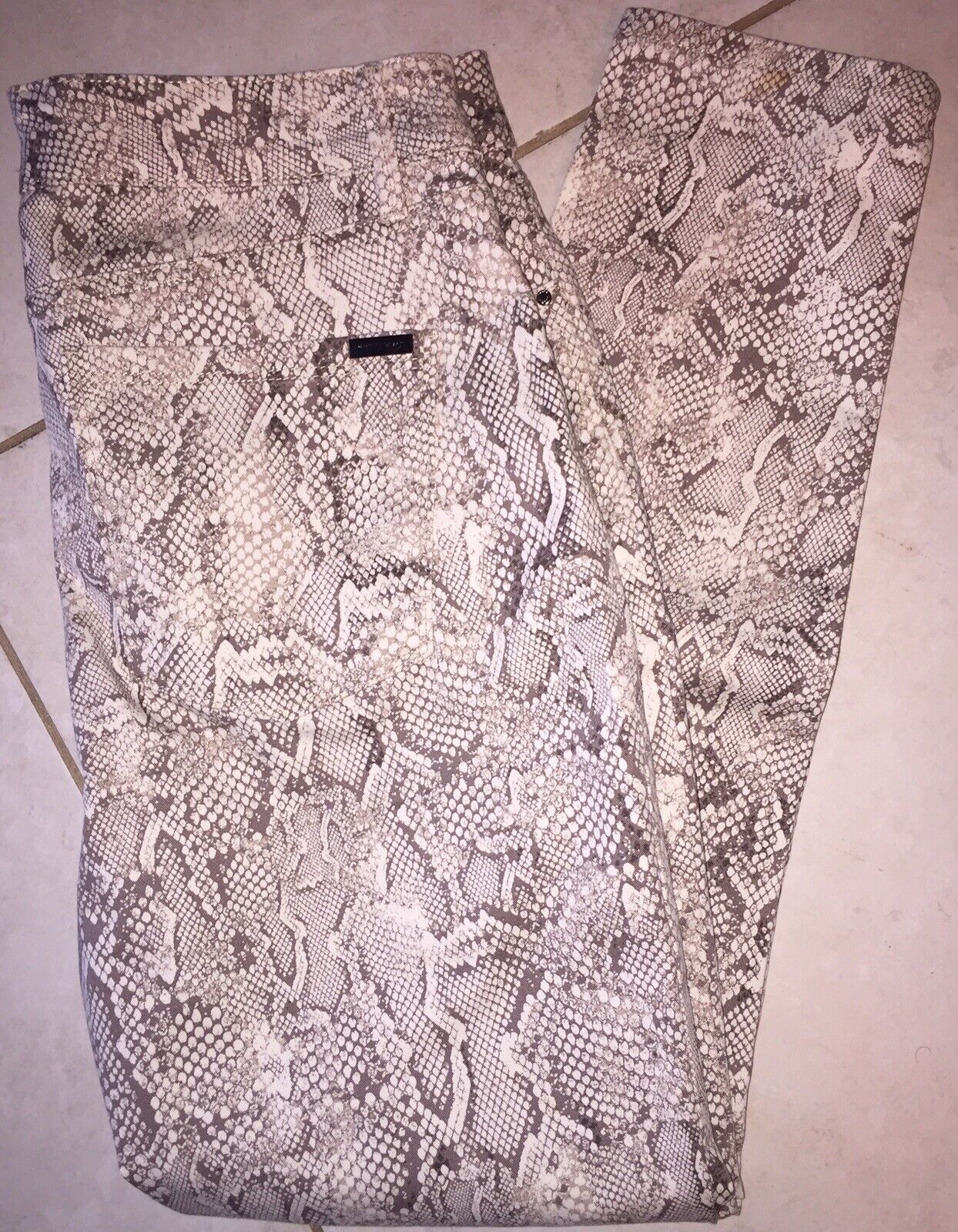 WHBM High Rise Snake Python Print Stretch Ankle Pants… - Gem WHBM High Rise Snake Python Print Stretch Ankle Pants… - Gem