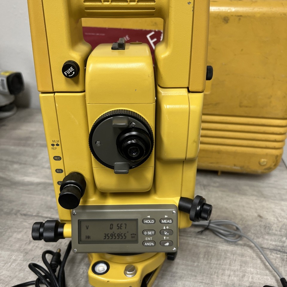 Topcon GTS-300 GTS-303 Total Station Survey Equipment Hard Case & Power ...