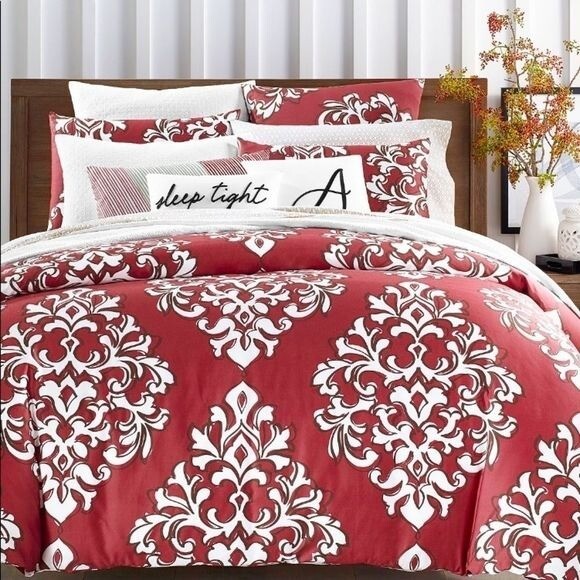 Red Damask Pattern Sheets Reversible Quilt Set, Boho Chic Floral