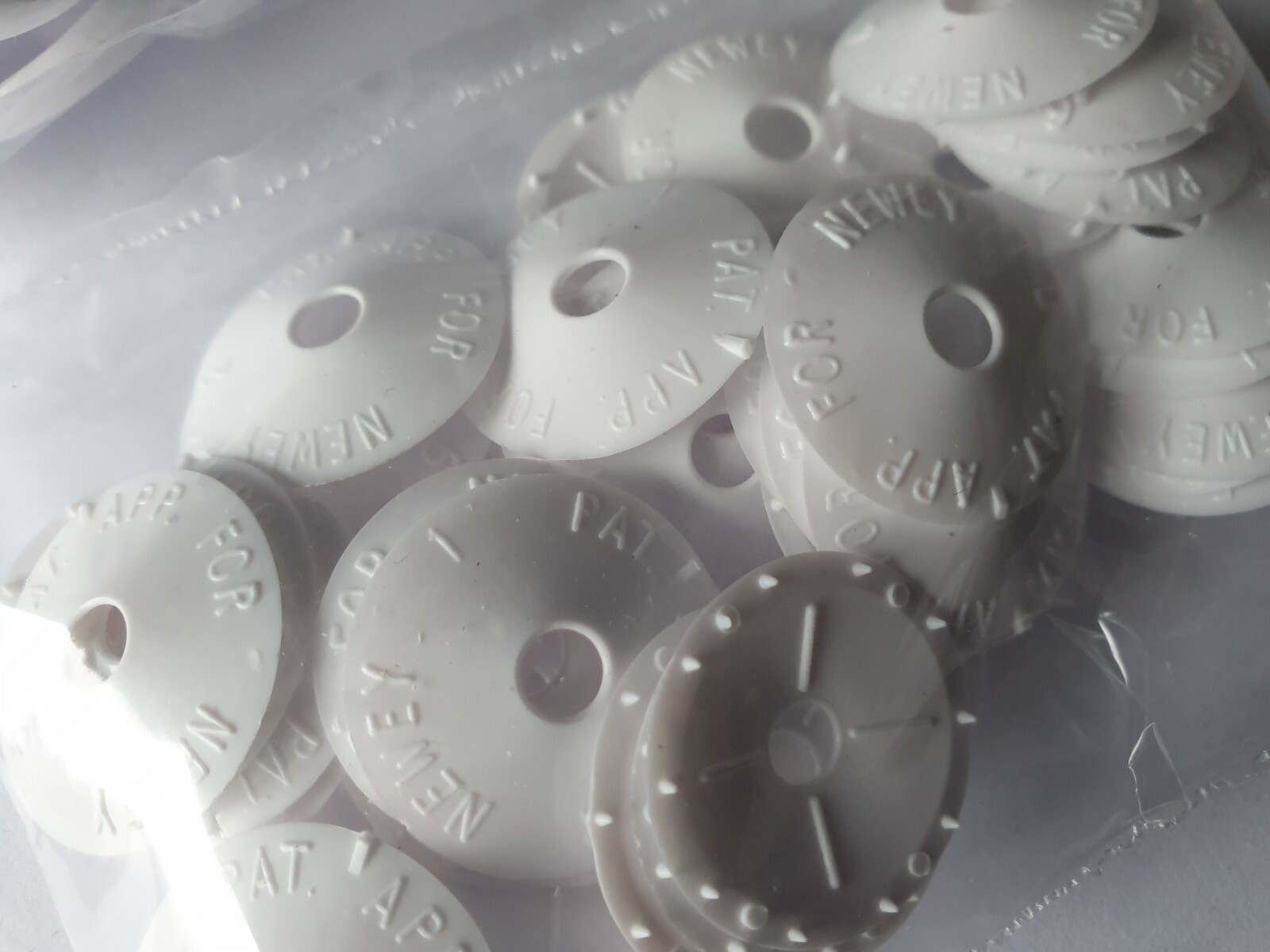 Prym 50x White Plastic Self Cover Buttons High Quality Size 29mm Box of ...