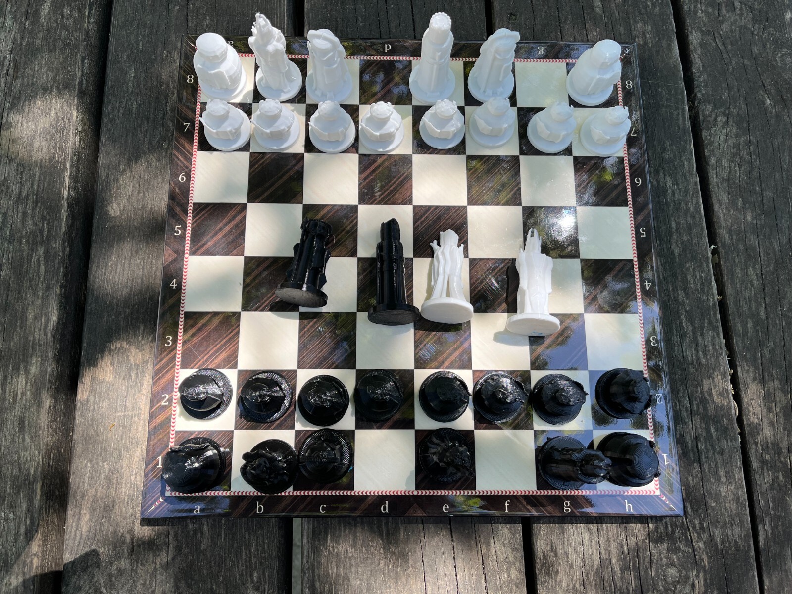 Lotr Chess Set w Lord of The Rings Chess Pieces - Custom Chess Set ...