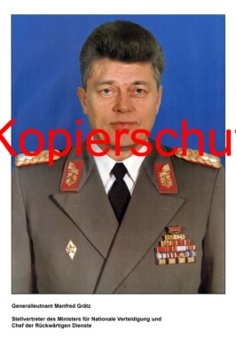 G34 Generalleutnant Manfred Grätz LaSK NVA DDR Foto 20x30 cm | eBay.de