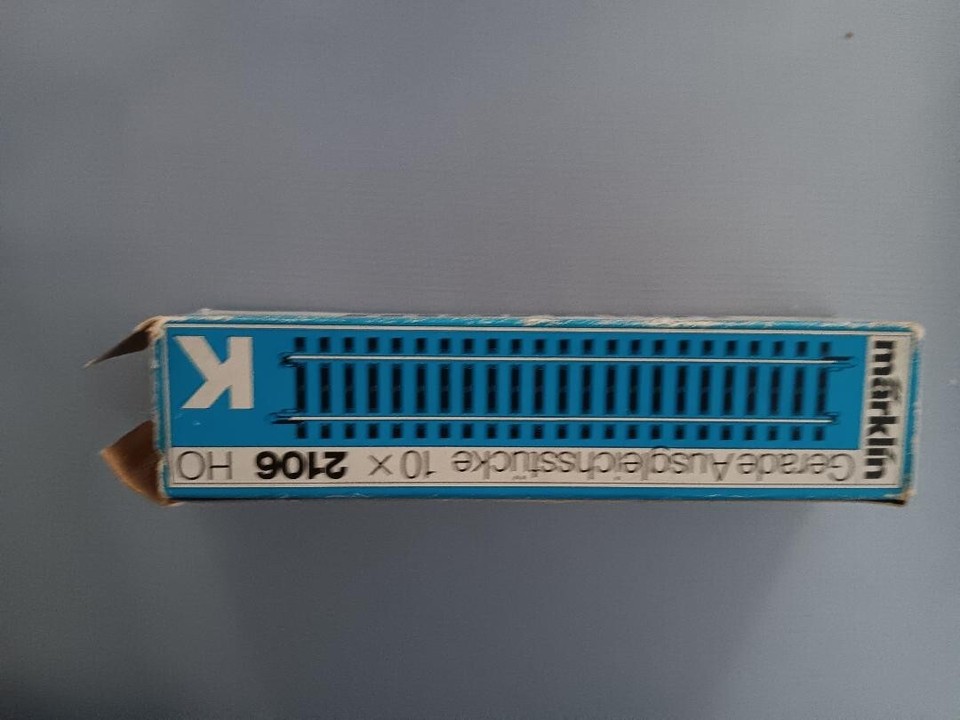 5 MARKLIN ACCESSORIES H0 # 5106 /2192/2158/7100/7284 in original boxes ...