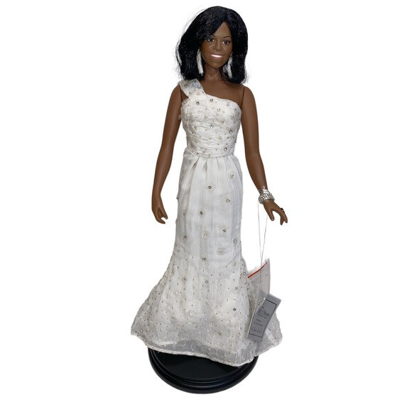 Danbury Mint The Michelle Obama Inaugural Collectable Doll White Dress ...