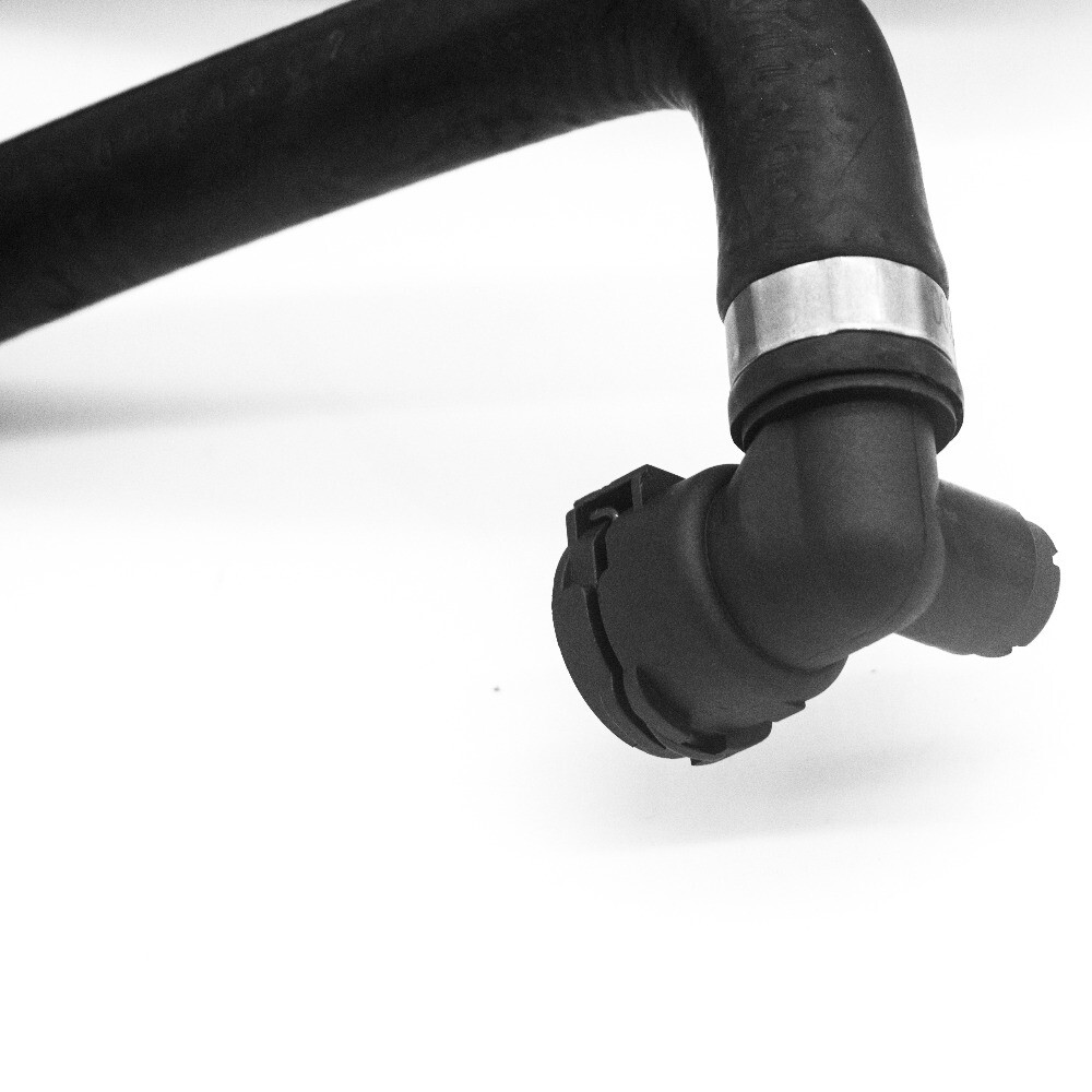 17127531768 Water Pipe Radiator Hose For BMW E88 E91 E93 E90 E92 318i ...