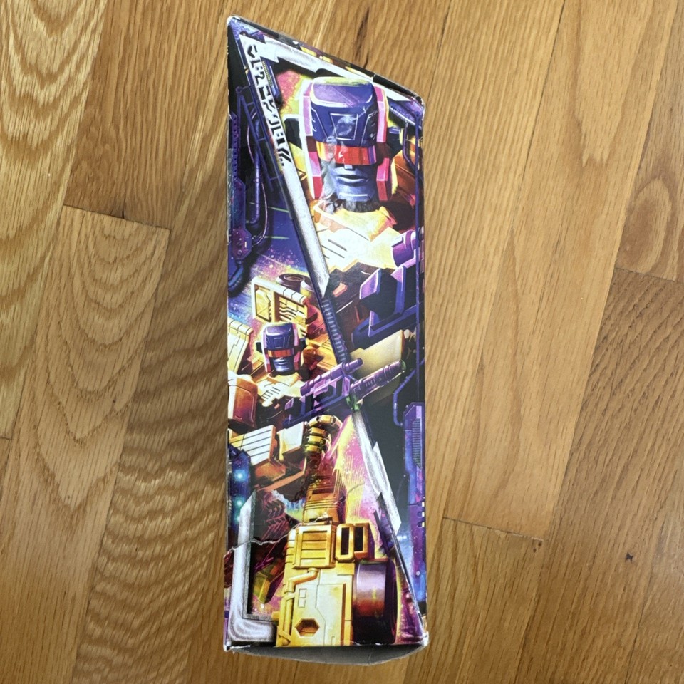 Hasbro Transformers Generations Legacy Deluxe Dragstrip (New/Damaged ...