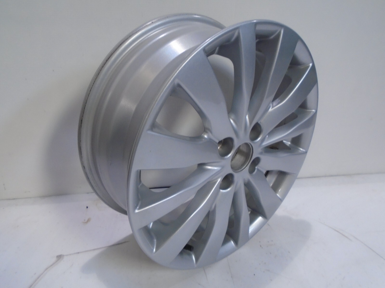 2012 Mk3 AZG Suzuki Swift 16" Alloy Wheel Rim 12 Spokes Su0028 for sale ...