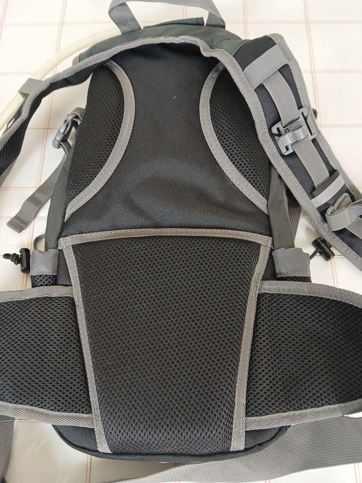 Ecogear Water Hydration Backpack Biking Hiking Comparable To CamelBak ...