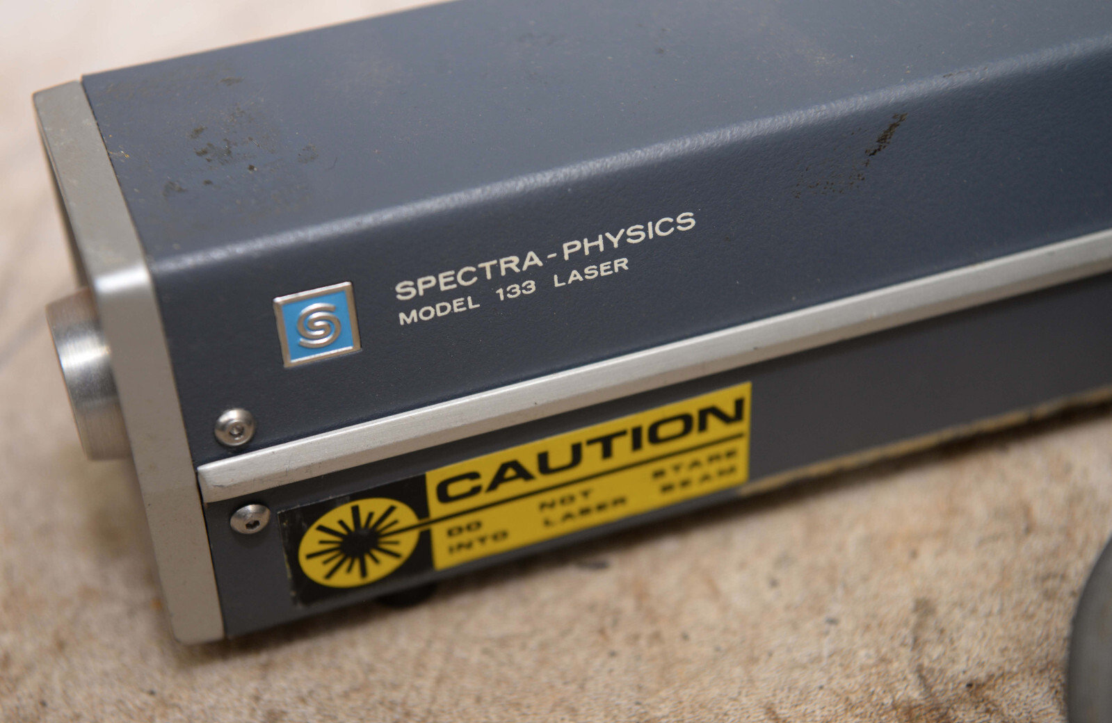 Spectra Physics Model 133 laser & No. 233 power supply vintage ...
