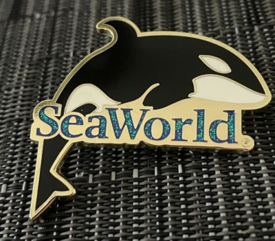 Shamu Logo