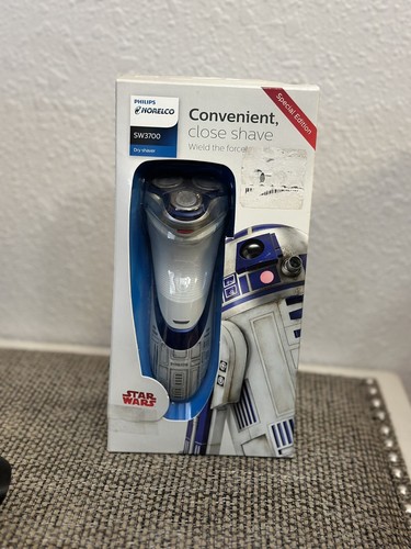 Philips Norelco SW3700/87 Special Edition Star Wars R2-D2 Dry Electric ...