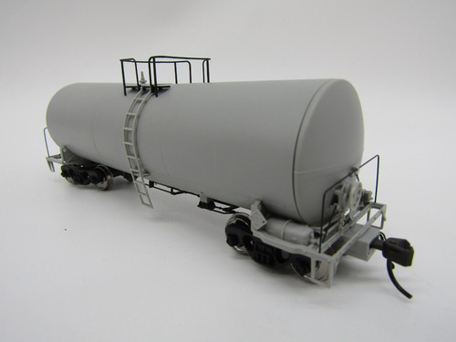 Atlas HO Trinity 17,600 Gallon Corn Syrup Tank Car - Undecorated ...