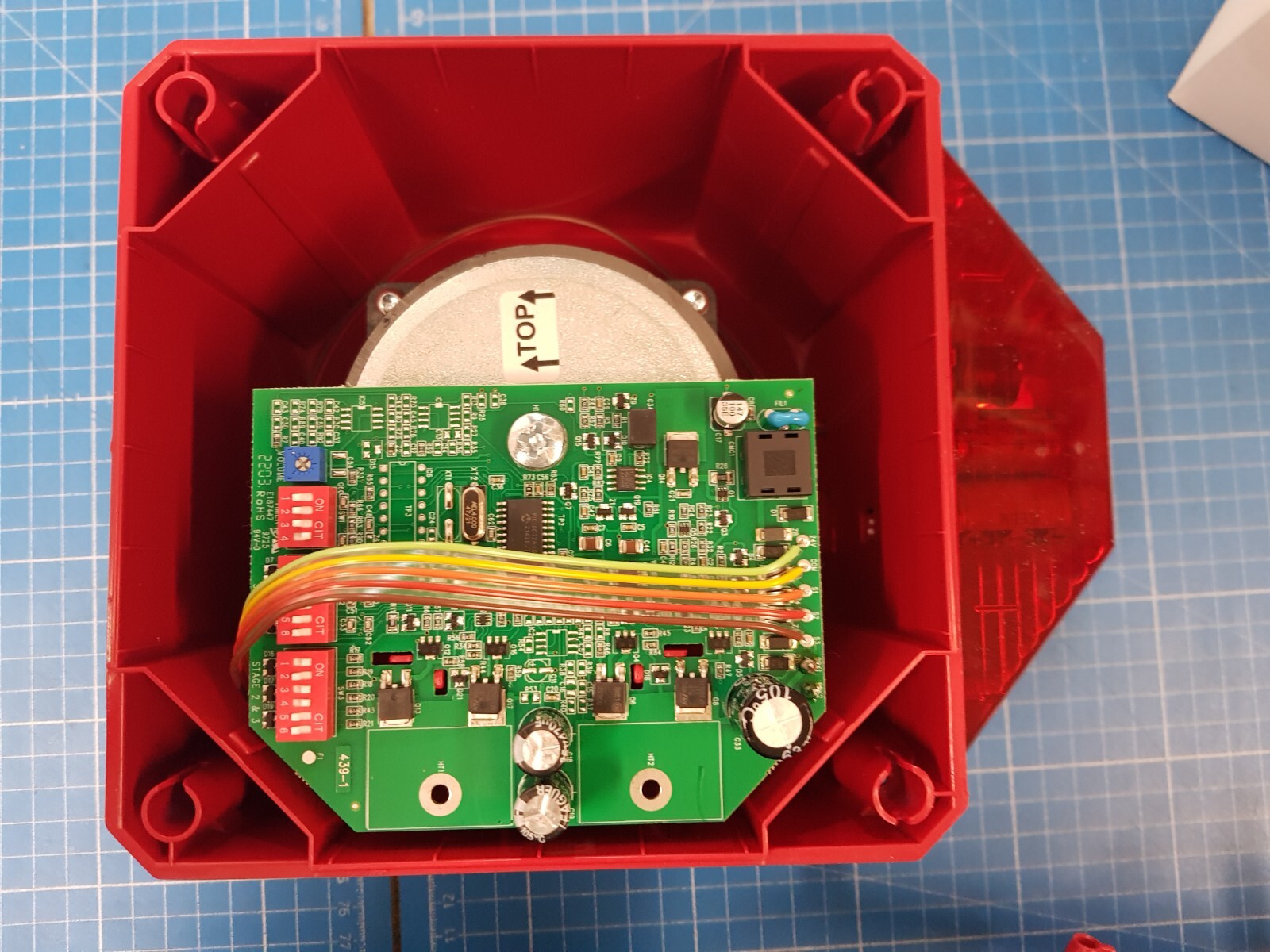 Eaton 7021121FUL-0004X Asserta Maxi Sounder Beacon - Blinkt | eBay