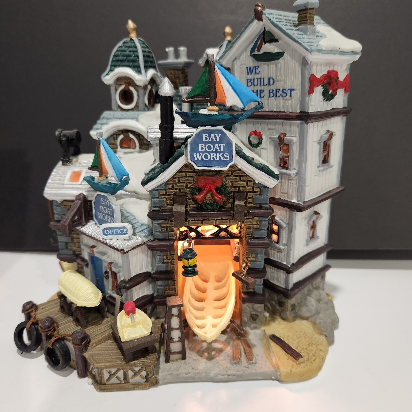 Lemax BAY BOAT WORKS Boat Workshop Christmas Village House Plymouth ...