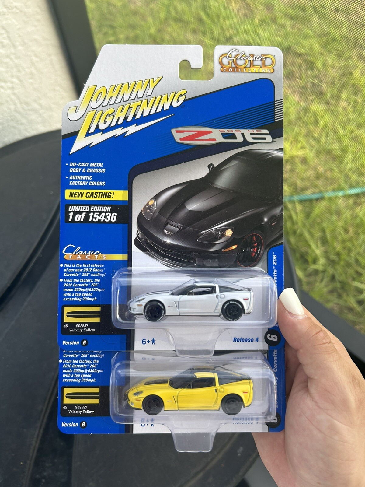 Johnny Lightning White Lightning Classic Gold '12 Chevy Corvette Z06 ...