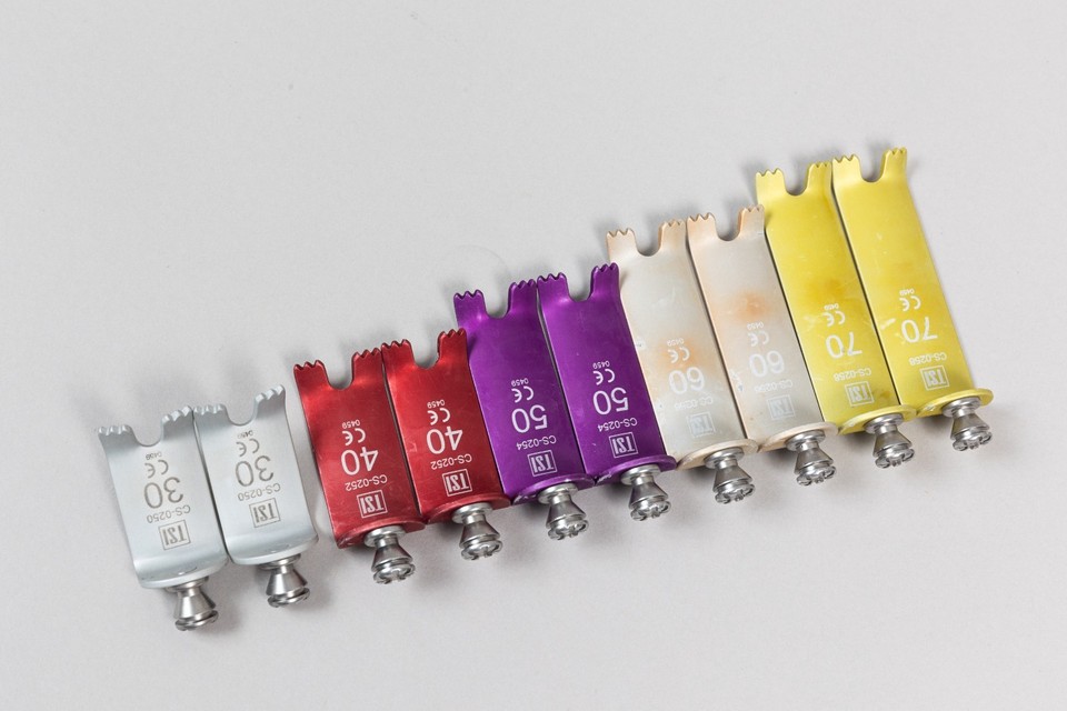 TSI Tedan Phantom TL Conical Cervical Retractor - Available at Simon ...