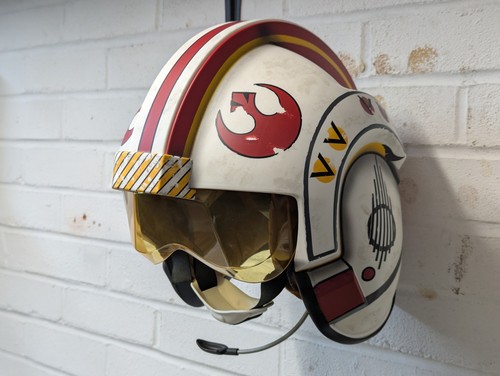 Star Wars Wall Mount Hanger Stand For Full Size helmets/Cosplay/Marvel ...