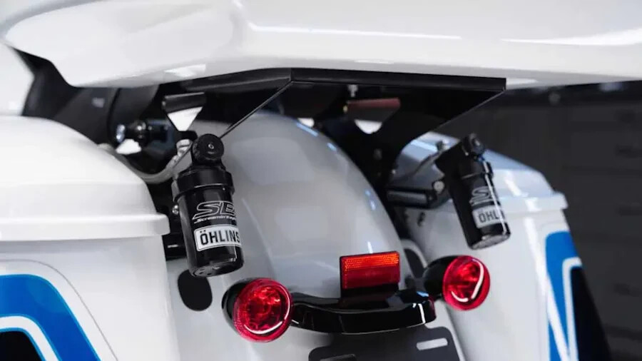 Harley Davidson Screamin' Eagle/Ohlins Remote Reservoir Rear Shocks ...