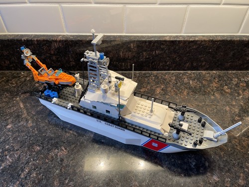 Brickmania Custom US Coast Guard 87’ Marine Protector Class Coastal ...