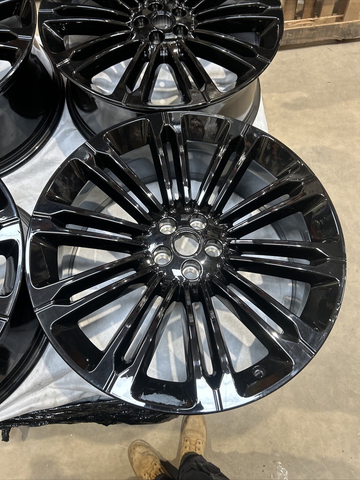 4 x Genuine Range Rover Velar 22” Style 1075 Gloss Black Alloy Wheels ...