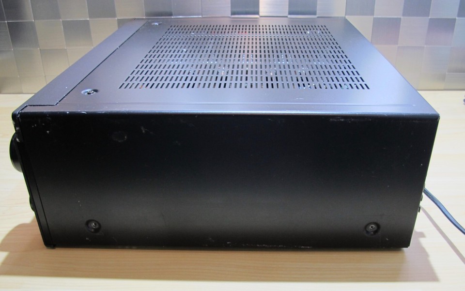 Sony STR-DA50ES Sourround-Receiver in Schwarz! DEFEKT! Es geht nicht an ...