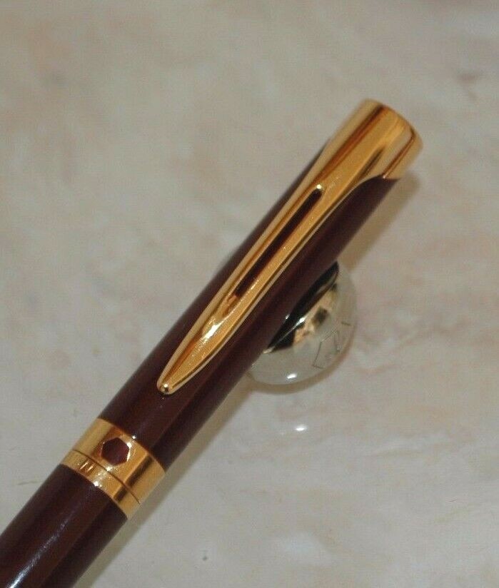 Magnificent Pen Charm Leads Waterman Stallion Lacquer Bordeaux New Of ...