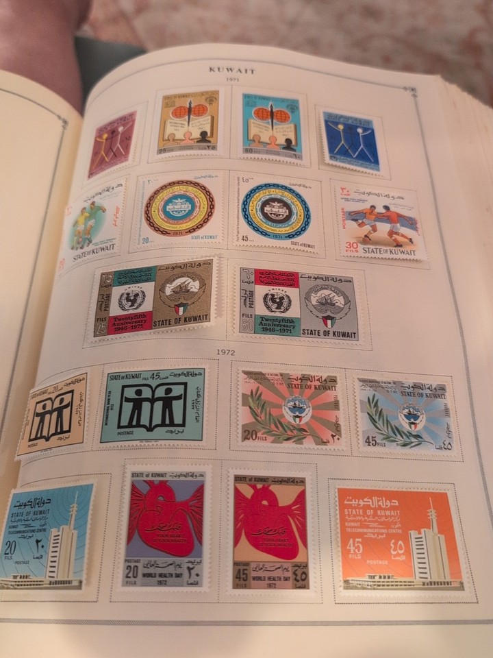 Worldwide Stamp Collection In Vintage Scott International Album ..View ...