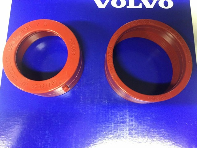 Genuine Volvo Xc90 V70 S60 Seal Inletsilencer Upper Lower 30778628 ...
