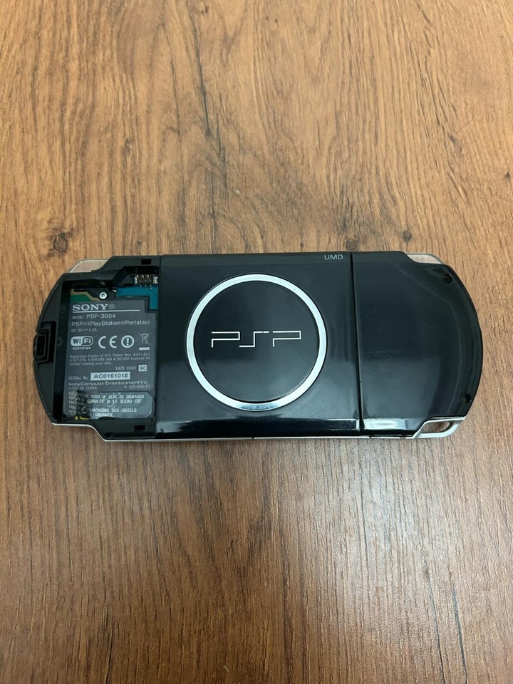 Sony PSP-3004 Piano Black Handheld System working (read description ...