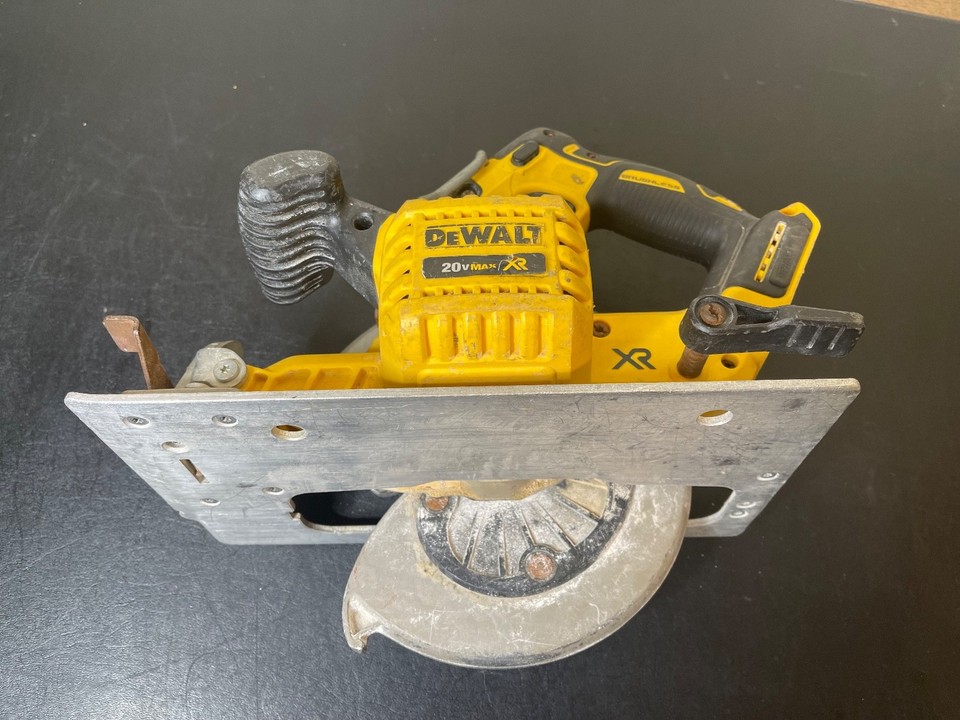 DeWalt DCS570 20V Max XR 7-1/4" Circular Saw - TOOL ONLY | eBay